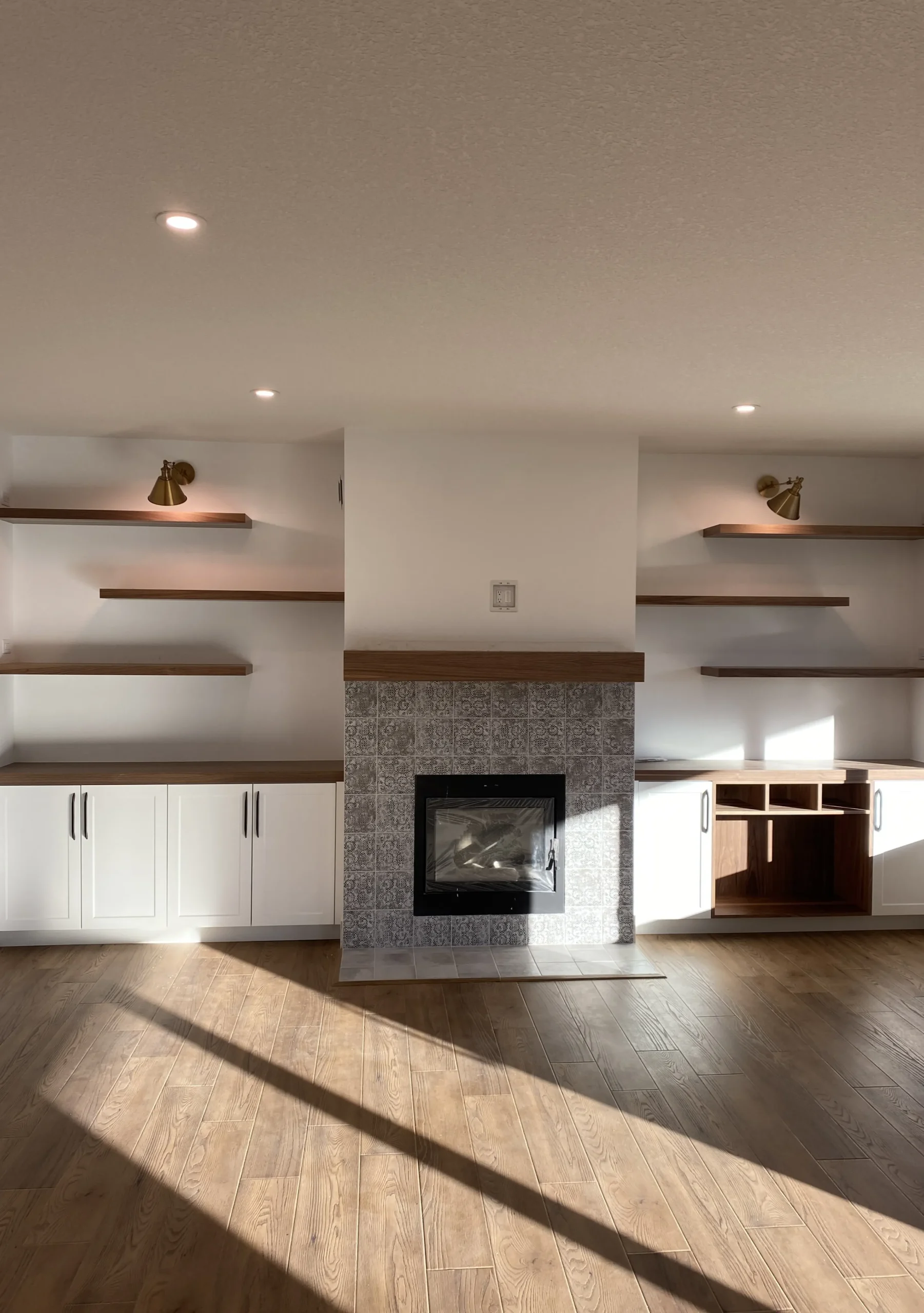 Custom Closets & Built-Ins in Edmonton | Prestige Incorporated - Prestige